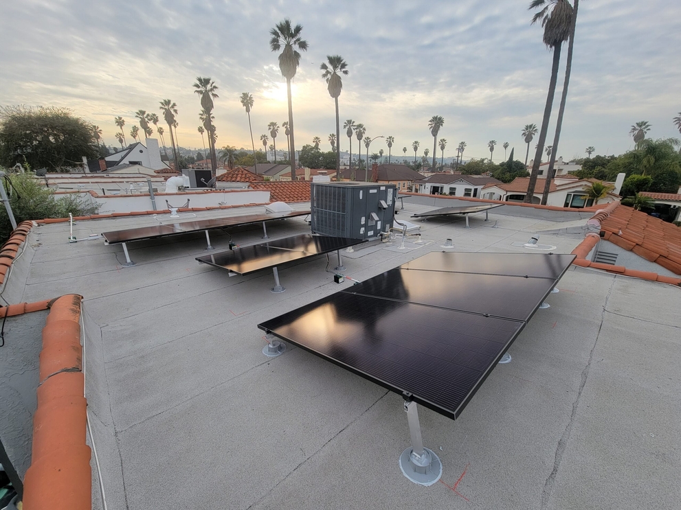 Better Earth - Go Solar to Create a Better Earth